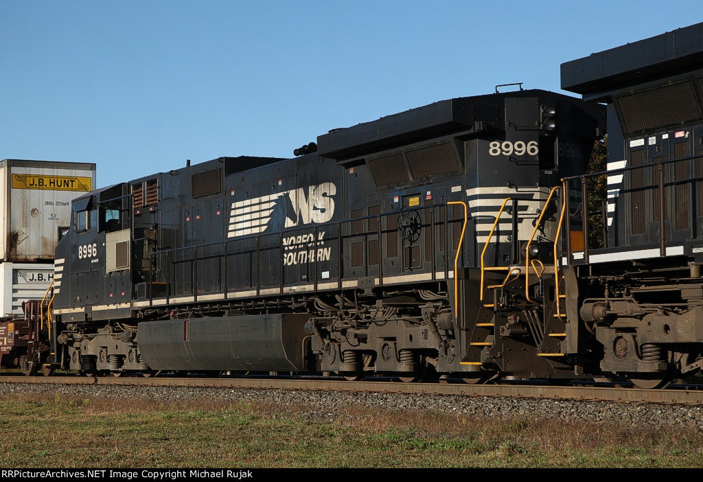 NS 8996